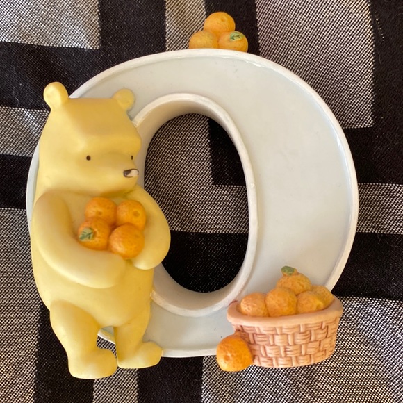 Disney | Wall Decor | Vintage Winnie The Pooh O | Poshmark